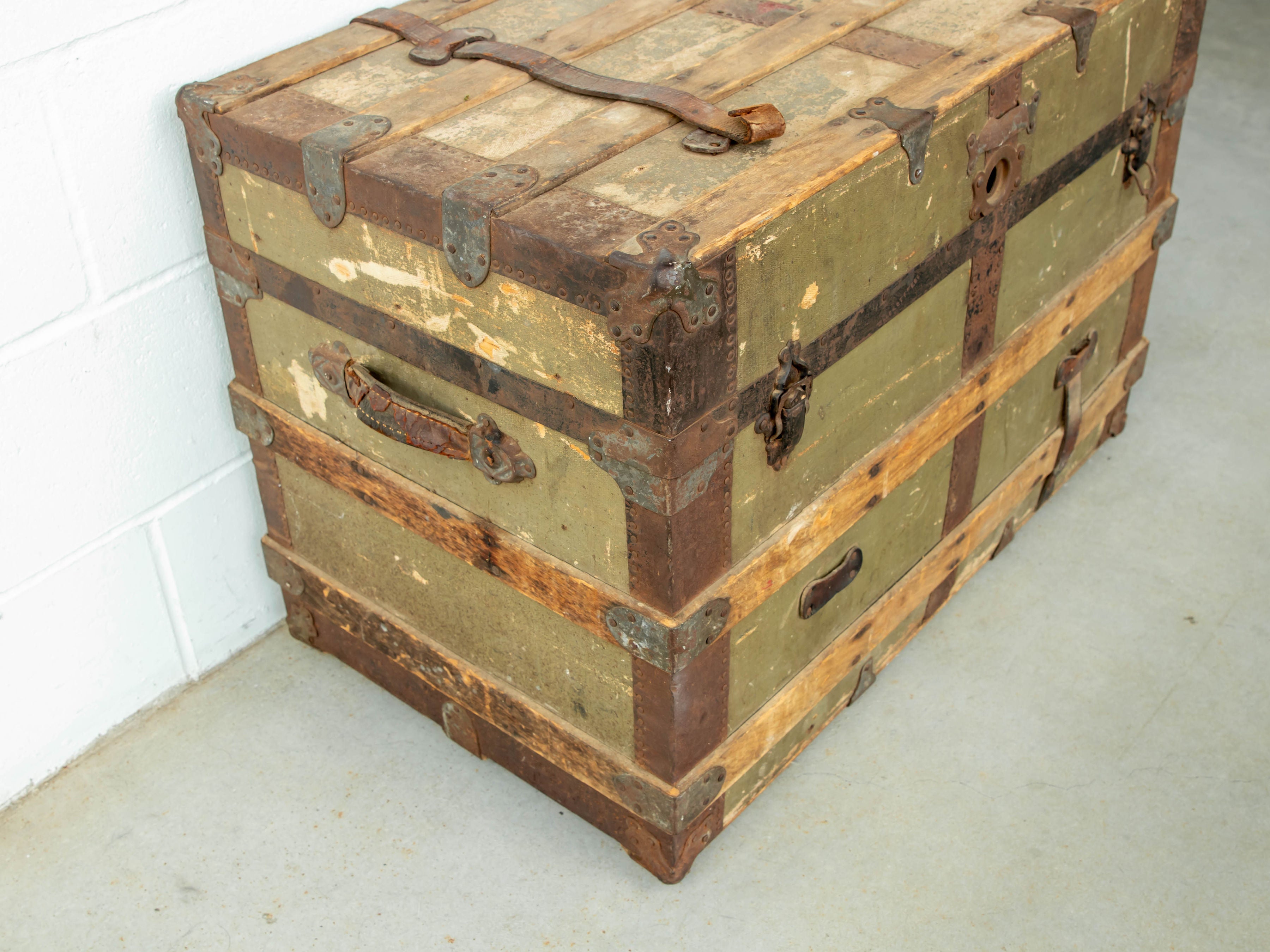 Green Metal Trunk With Wood and Leather – Portland Revibe
